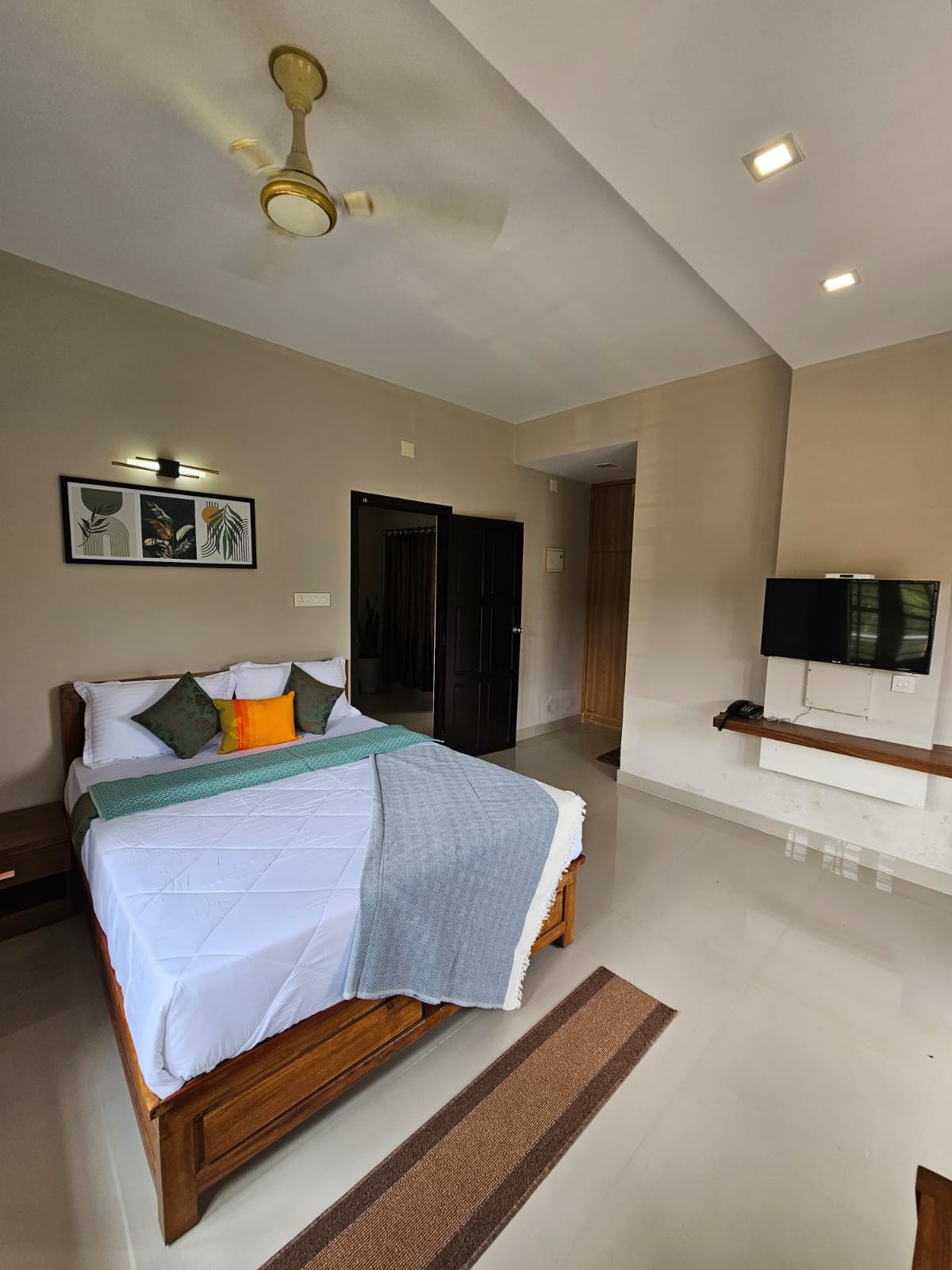 Deluxe Room – Lilac Hills